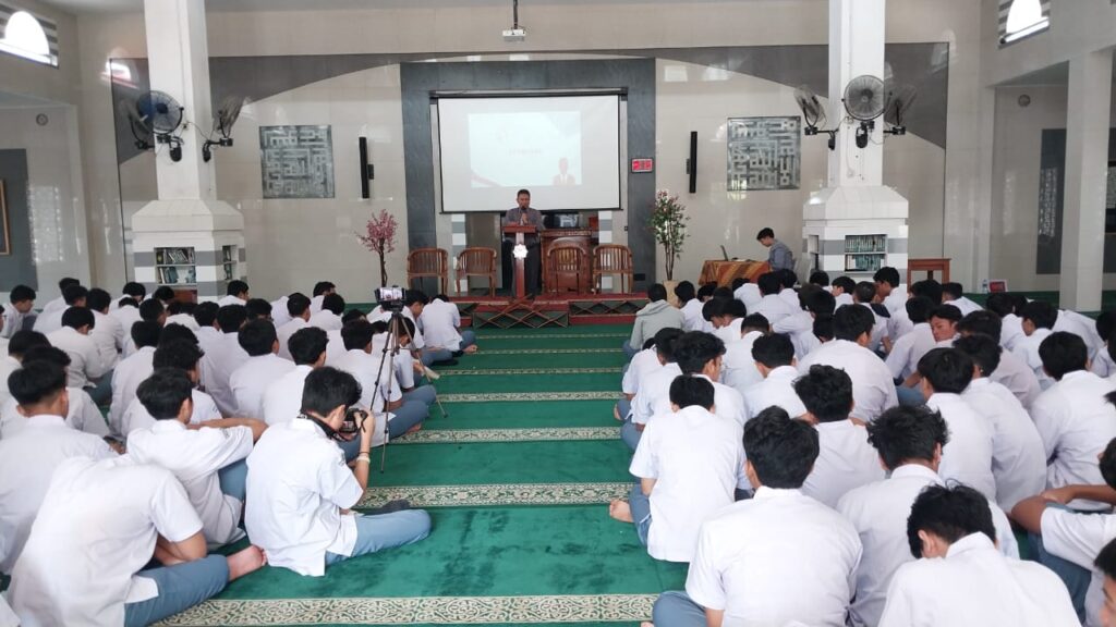 Pelaksanaan Asesmen Nasional di SMA Pesantren Unggul Al Bayan